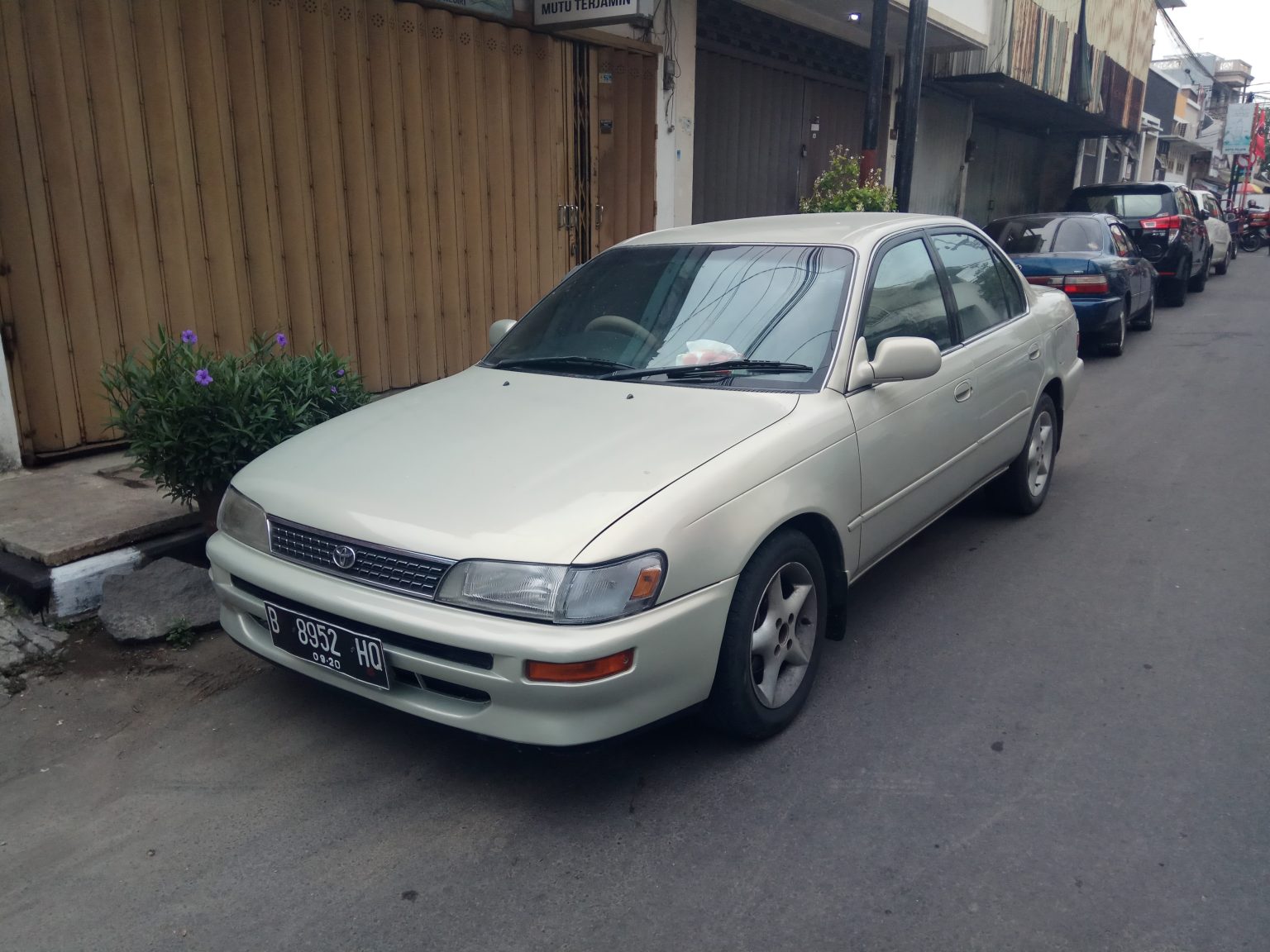 Review Toyota Great Corolla, Mewah Di Zamannya – Moladin