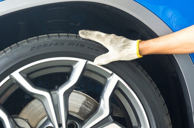 Daftar Ukuran Ban Mobil, Kenali Cara Membacanya – Moladin