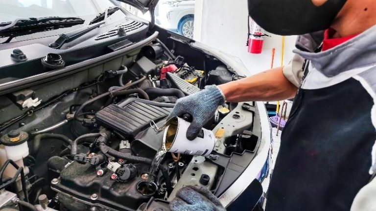 Mengenal Engine Flush, Alat-alat Yang Dibutuhkan Serta Biayanya – Moladin