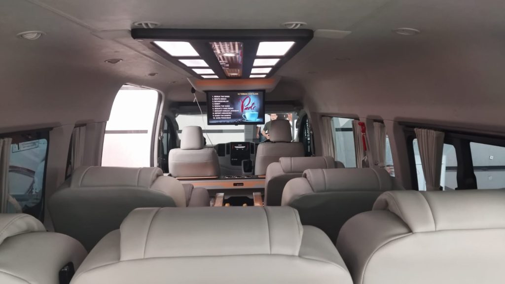 Baze Hadirkan Dua Modifikasi Kabin Toyota HiAce Premio Di IIMS 2024 ...