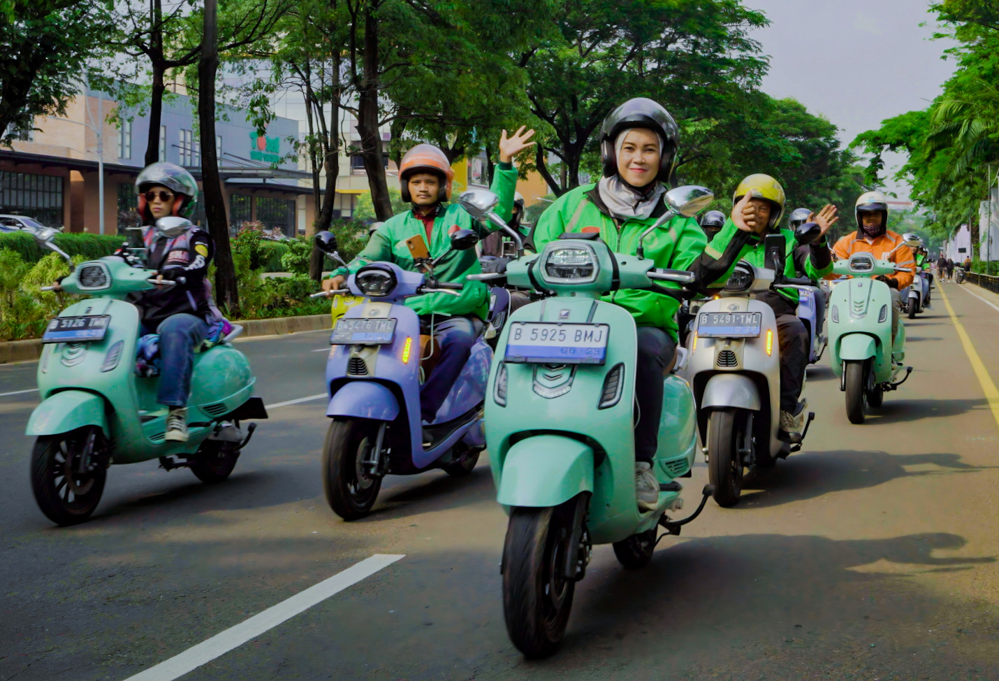 Puluhan Ribu Unit Smoot Motor Listrik Diklaim Sudah Mengaspal, Ini ...