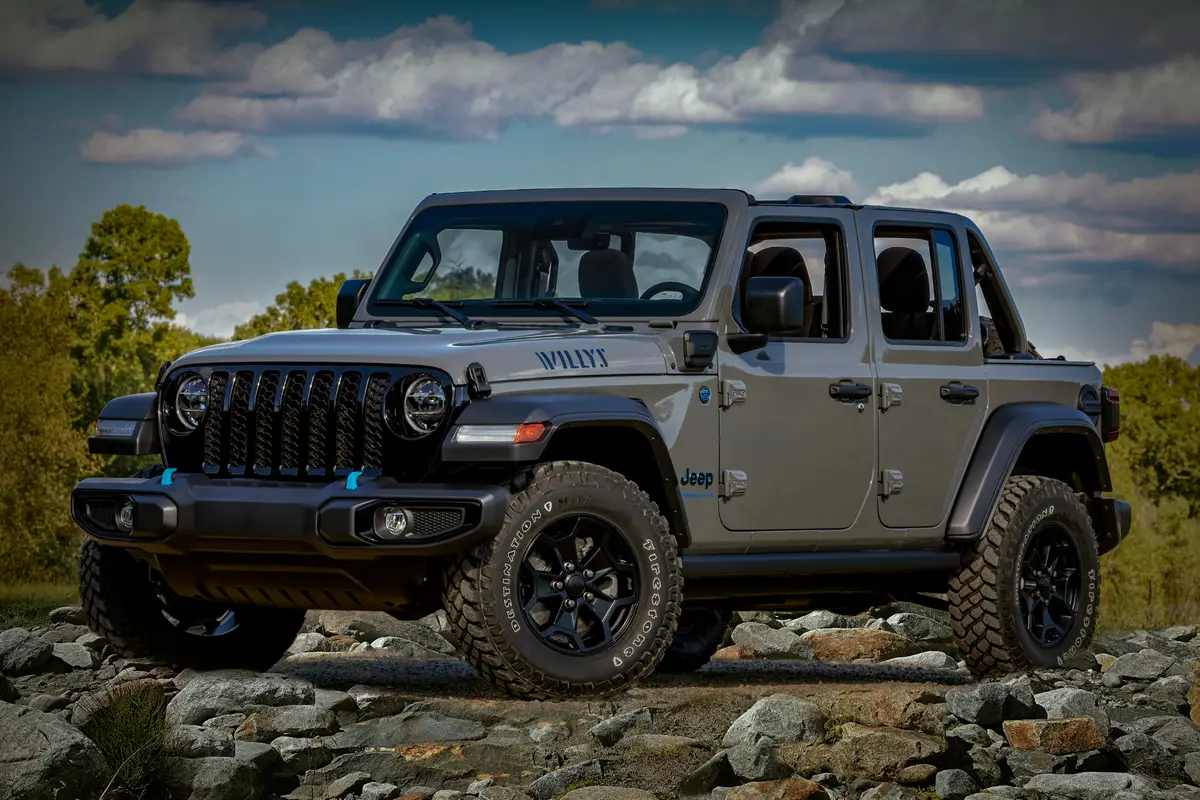 7 Rekomendasi Mobil Jeep Bekas Harga 50 Jutaan Yang Tangguh